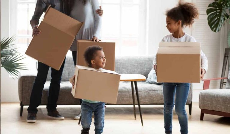 A Complete Guide: When Is the Best Time to Move? - Bellhop